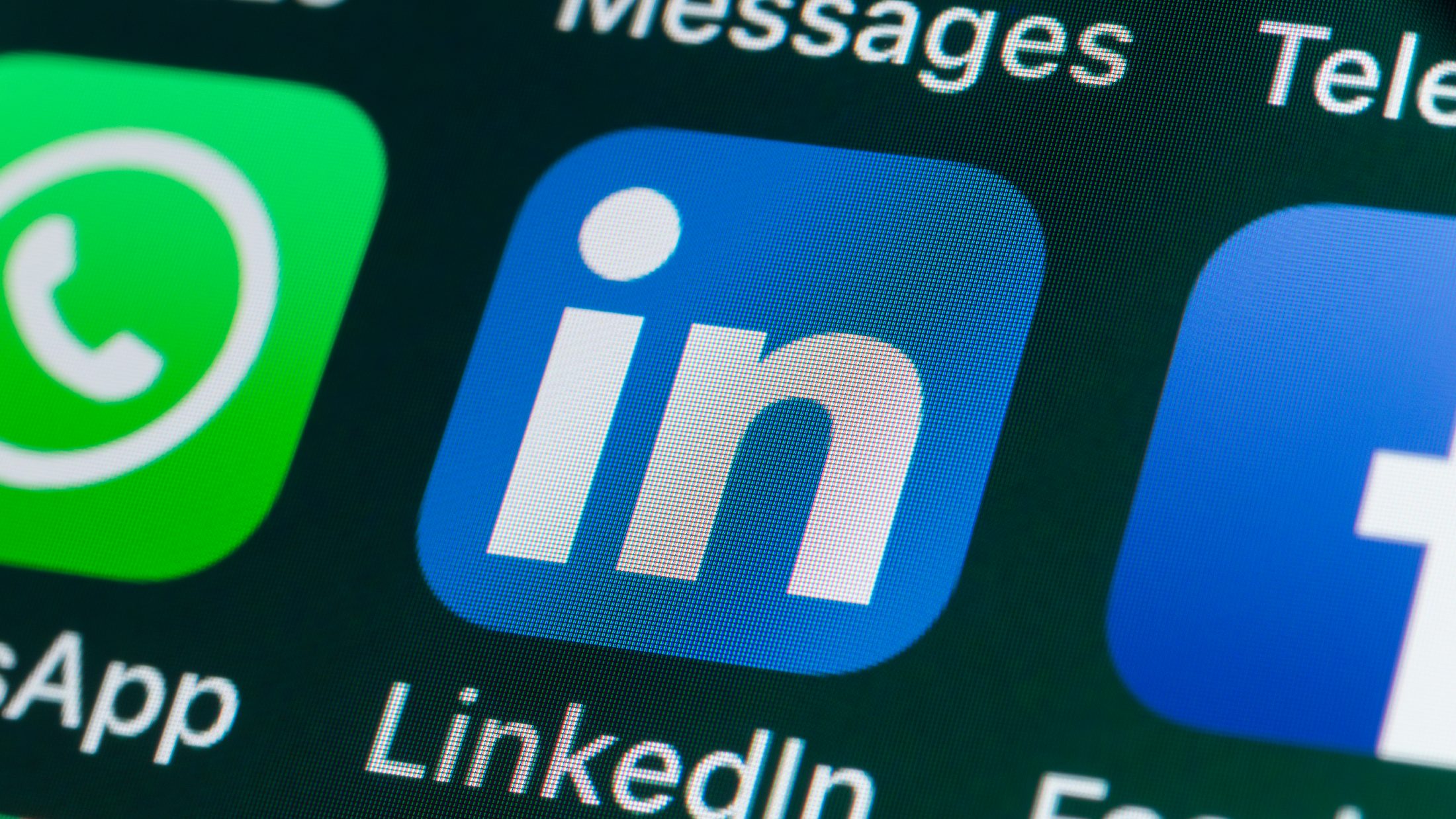 Mastering LinkedIn Live: A Practical Guide | Brandwatch